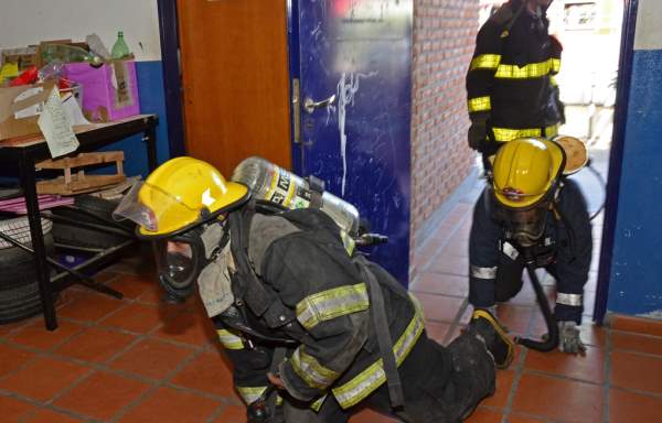 Realizan simulacros de escape de gas en centros de educación de San ...