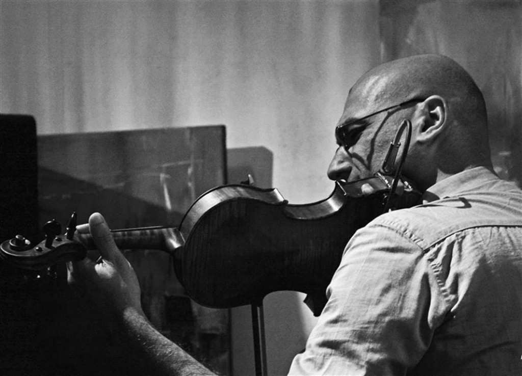 Sami Abadi y sus encantadores violines en Notorious | San Fernando Nuestro