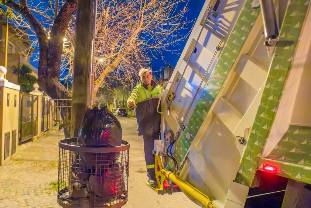 ¿Cuáles son los días y horarios para sacar la basura y los montículos ...